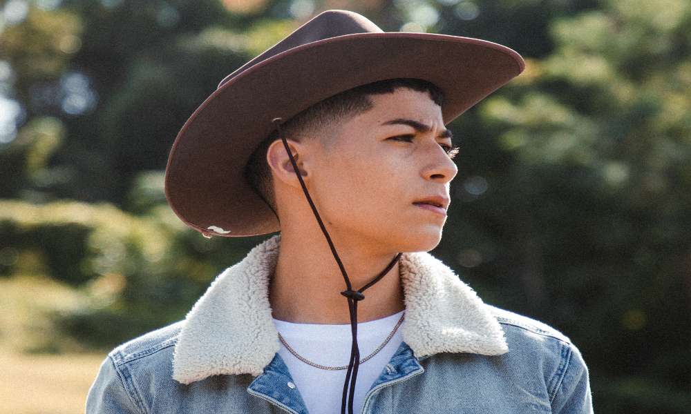 Harold Velázquez lanza su nuevo tema “Sigo Aquí”