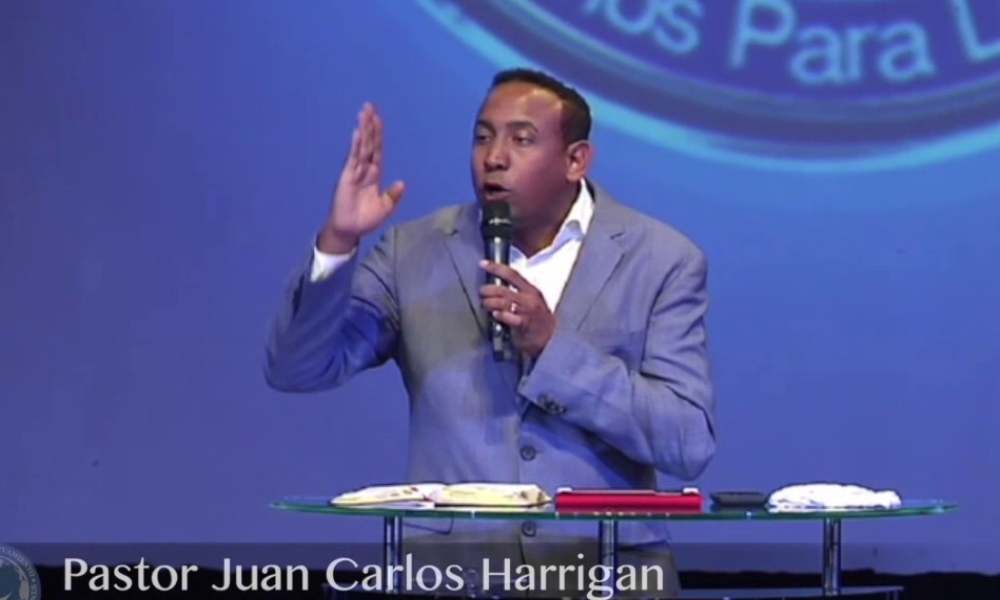 Pastor Hárrigan insta a mujeres cristianas vestir elegante y no con lujuria