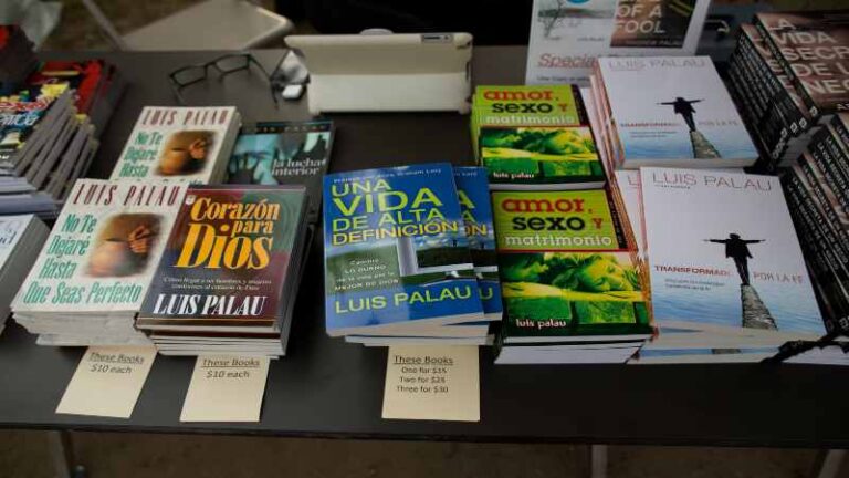 Luis Palau: El hombre que predicó las buenas nuevas del Evangelio a ...