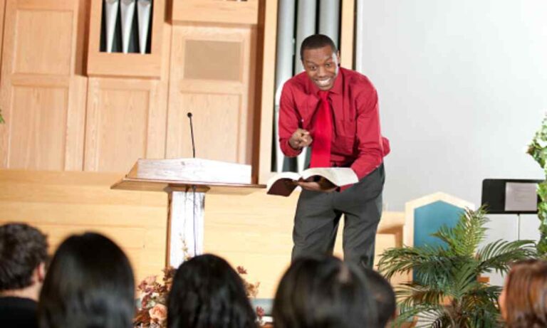 ¿Qué puedo predicar en la iglesia?